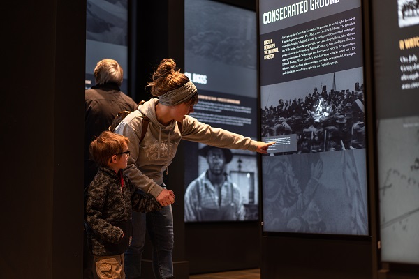 - Ticket to the Past—Unforgettable Journeys