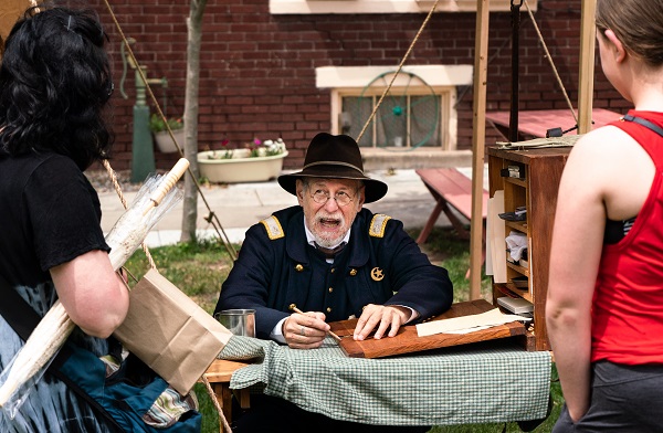 - News | Living History Display